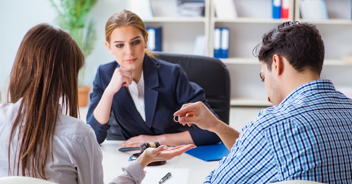 Divorce Agreement: What to Include for Legal Protection